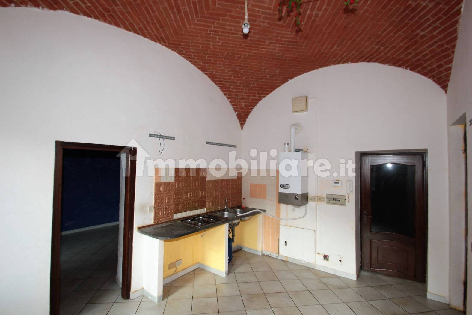 Quadrilocale via Quintino Sella 26, Centro Storico, Biella