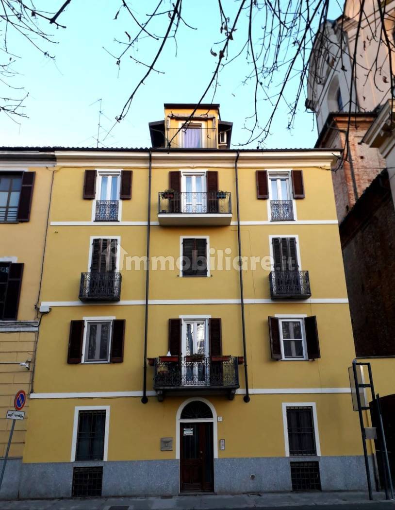 Quadrilocale piazza Statuto 7, Centro, Casale Monferrato