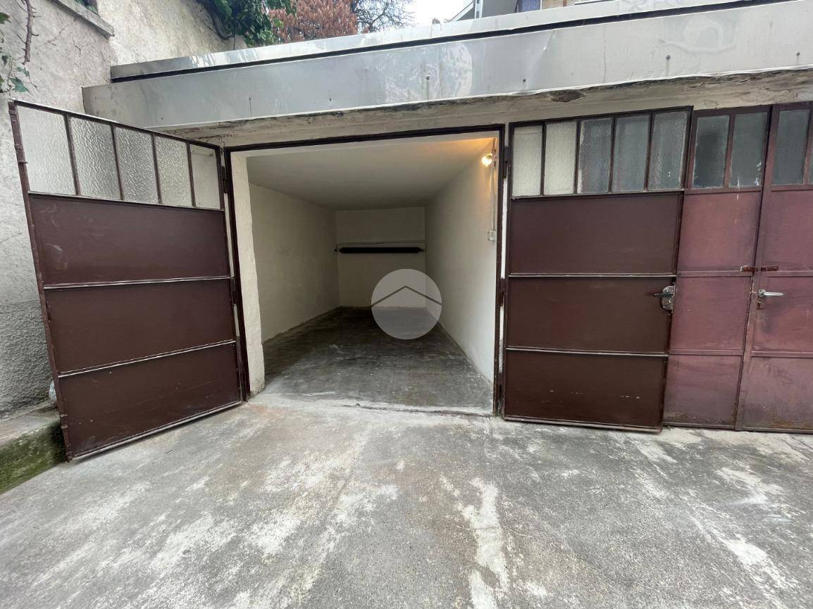 Garage - Box in Vendita