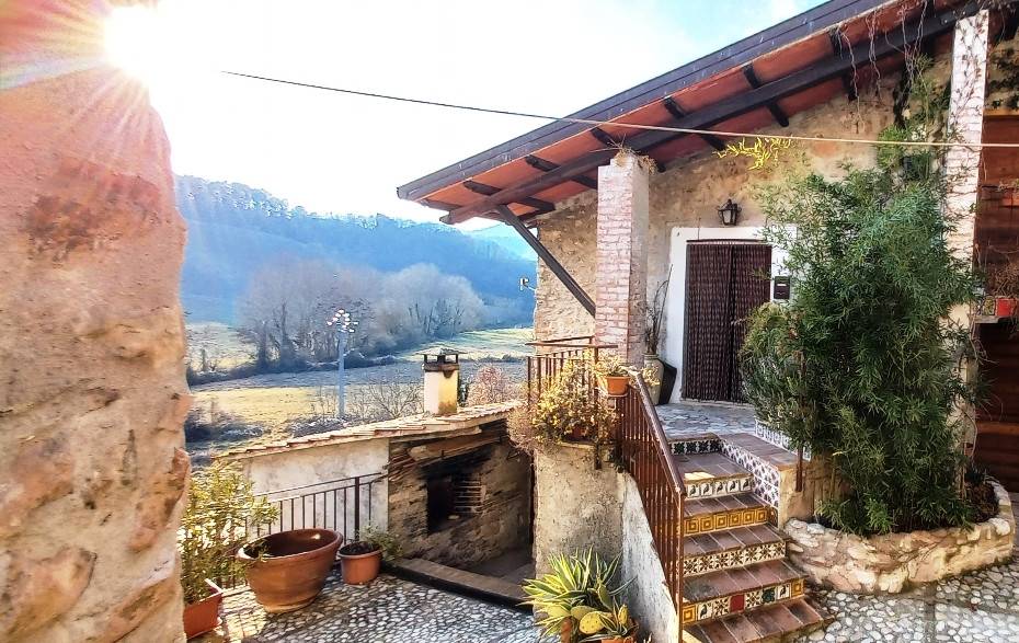 Vendita Terratetto unifamiliare in Località Crocemarroggia-Perchia ...