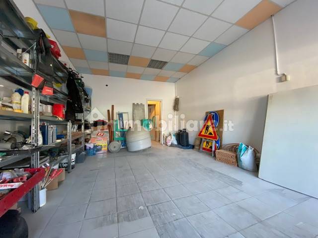 Attività commerciale in Vendita