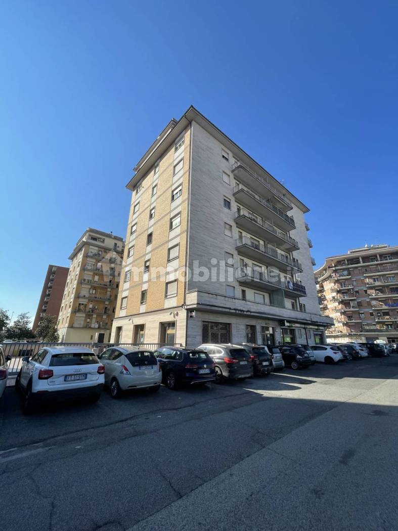 Quadrilocale piazza Caduti di via Fani, Centro, Frosinone