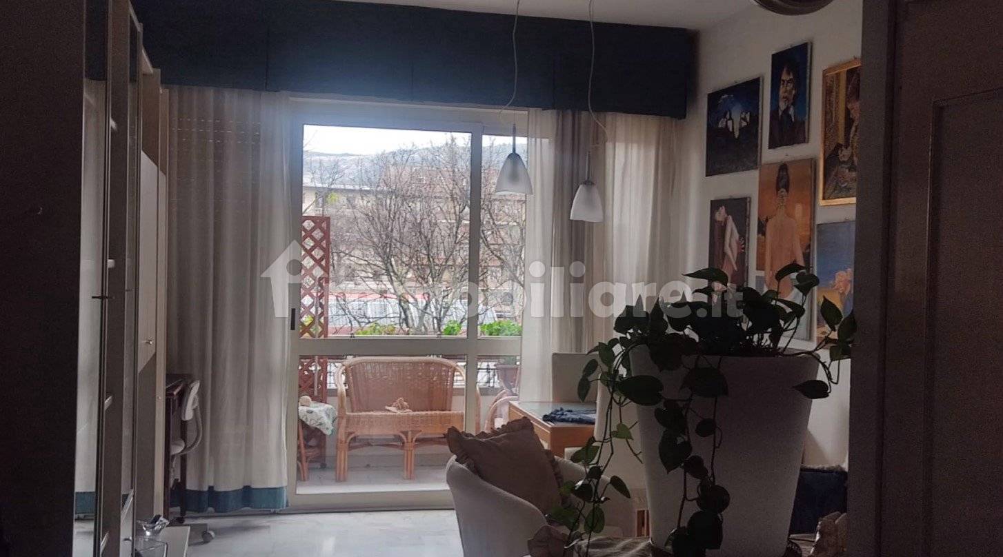 Trilocale via Luigi Settembrini, Corso Trieste, Caserta