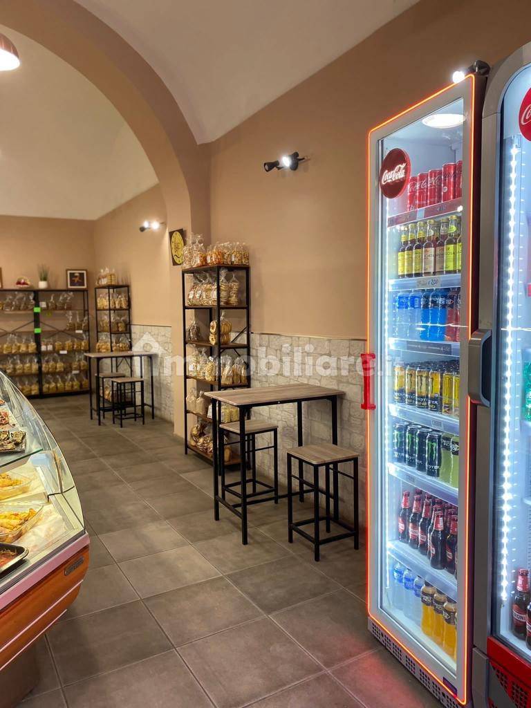 Panificio con laboratorio in Vendita