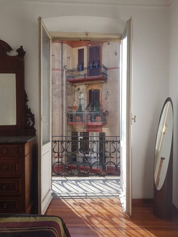 Quadrilocale via Felice Romani, Manin, Genova