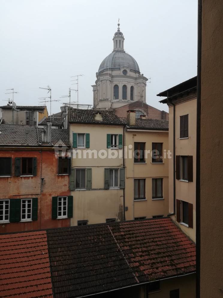 Appartamento vicolo Storta, Centro, Mantova