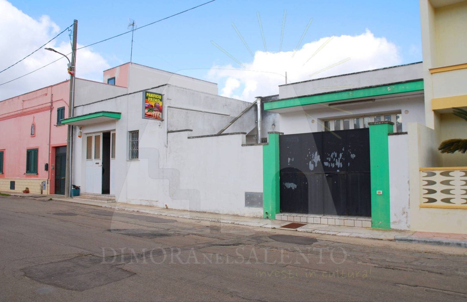 Locale commerciale in Vendita