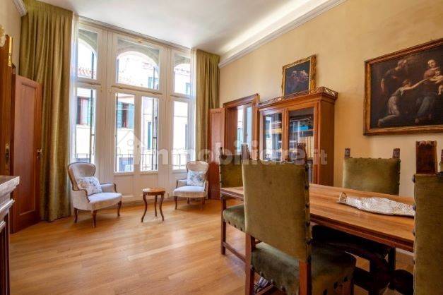 Appartamento Calle de le Botteghe, San Marco, Venezia