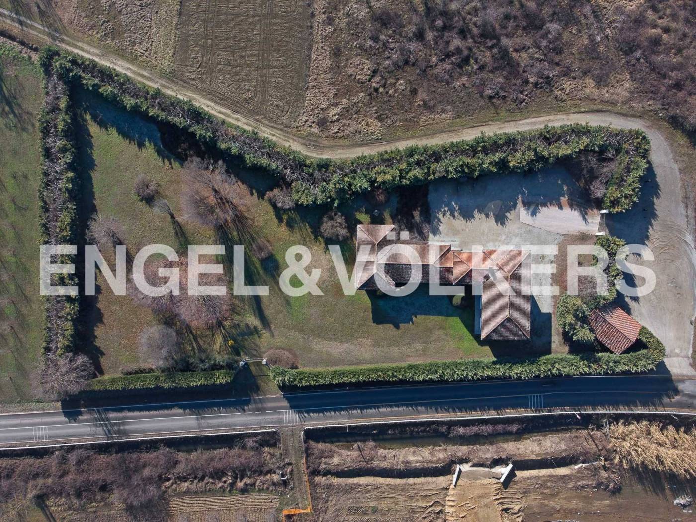 Locale commerciale in Vendita