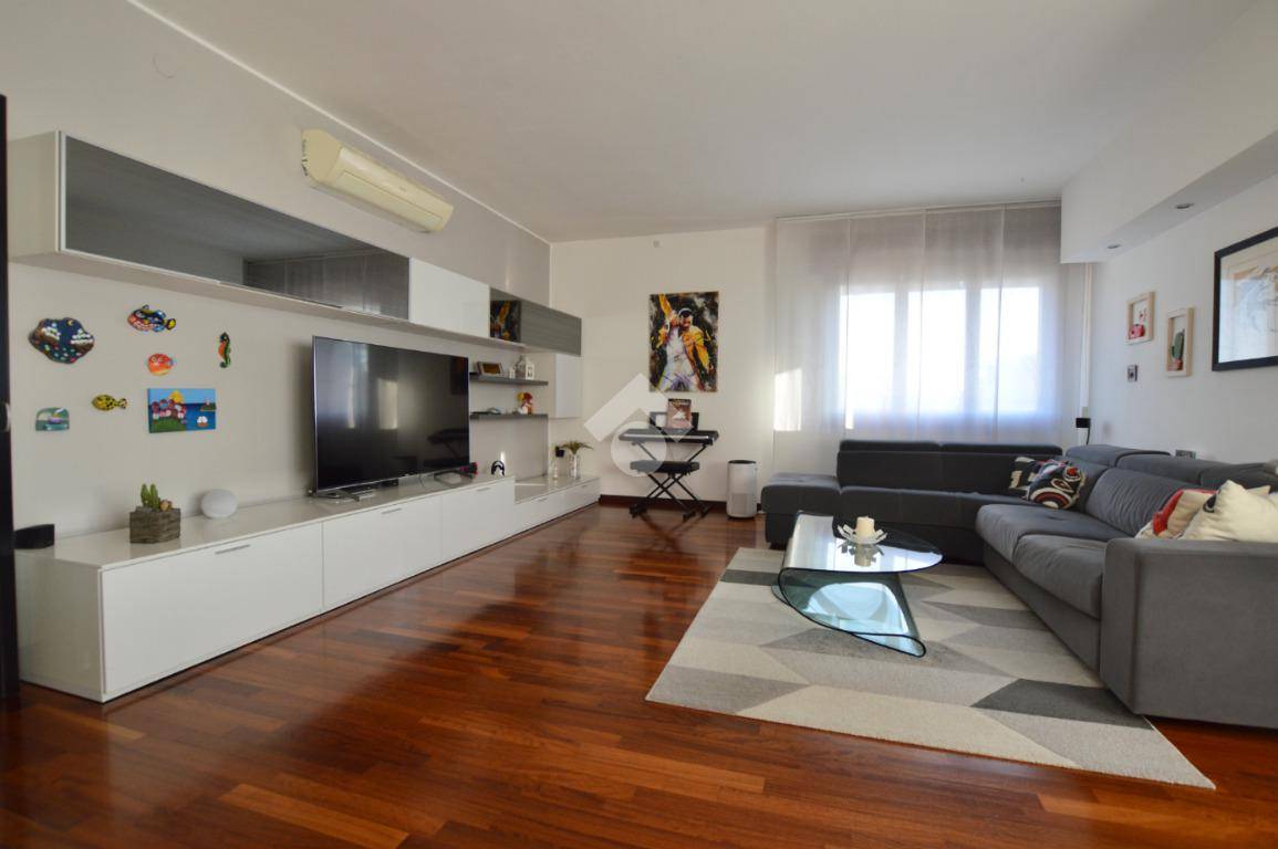 Appartamento via Mons L  Saretta, Centro, San Donà di Piave