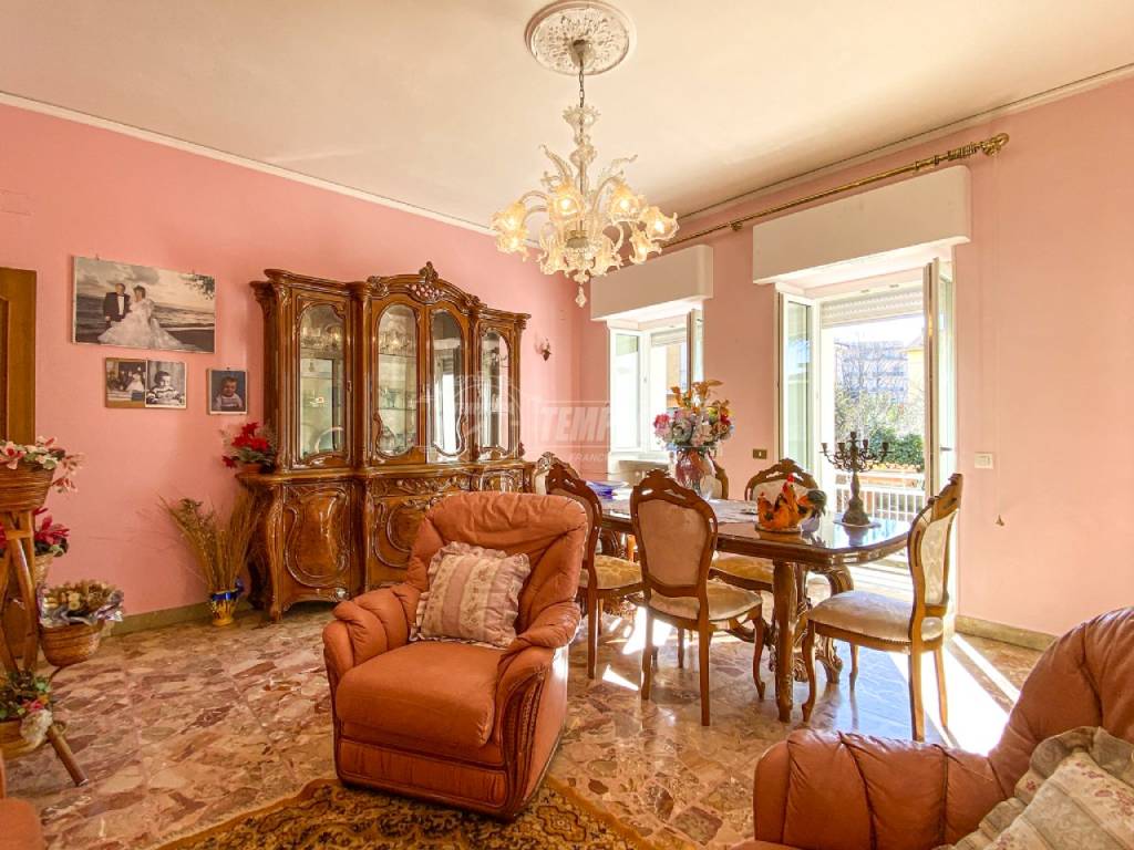 Vendita Appartamento Viterbo. Quadrilocale in via del Carnaro. Buono ...