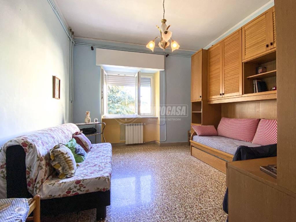 Vendita Appartamento Viterbo. Quadrilocale in via del Carnaro. Buono ...