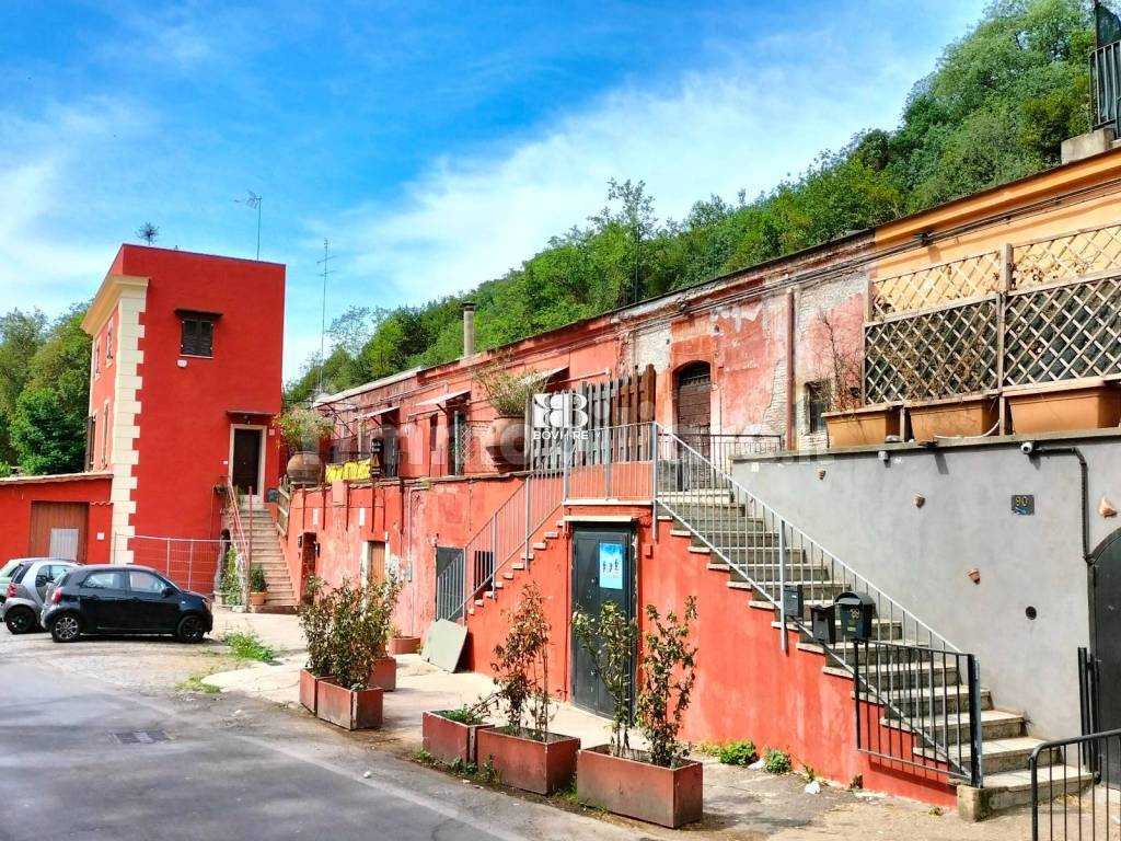 Locale commerciale via di Monte Testaccio, Roma, Rif. 101390185 ...