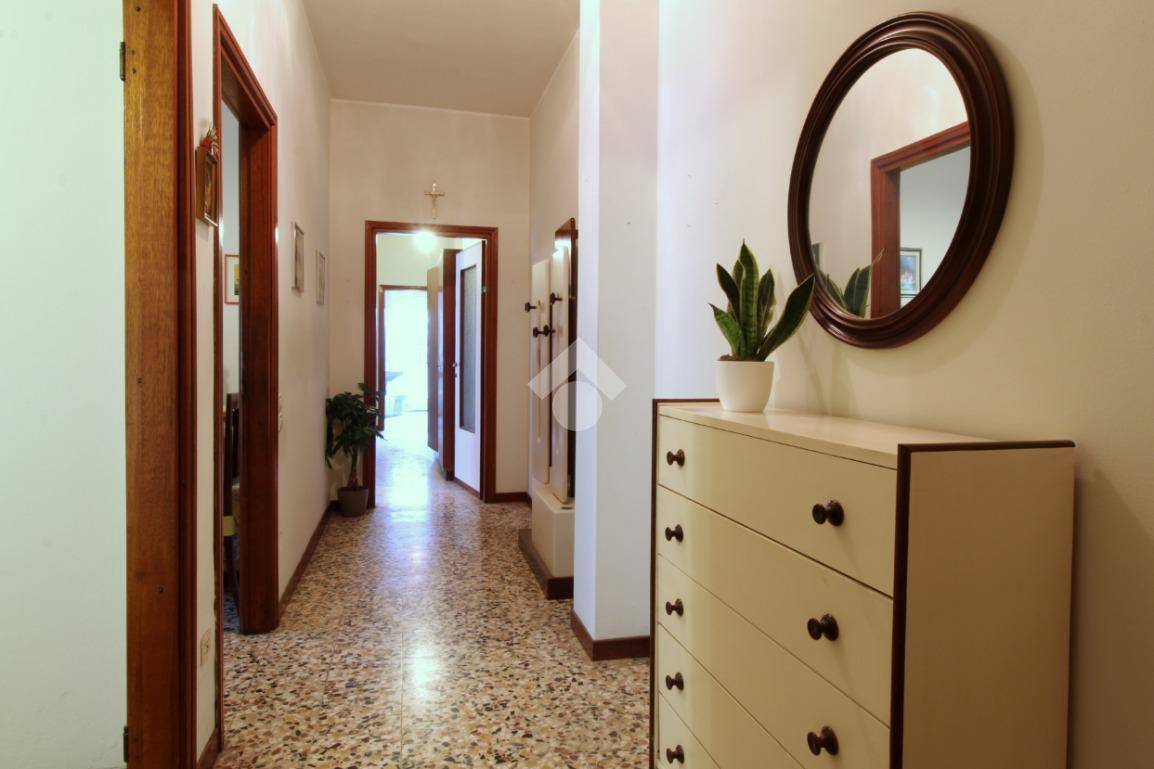 Trilocale via giuseppe garibaldi 3, Paderno d'Adda