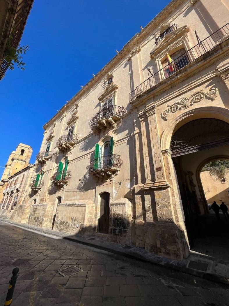 Appartamento via Camillo Benso di Cavour 48, Centro, Noto