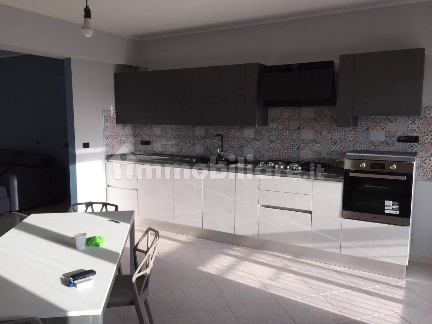 Appartamento viale delle Olimpiadi, Centro, Enna