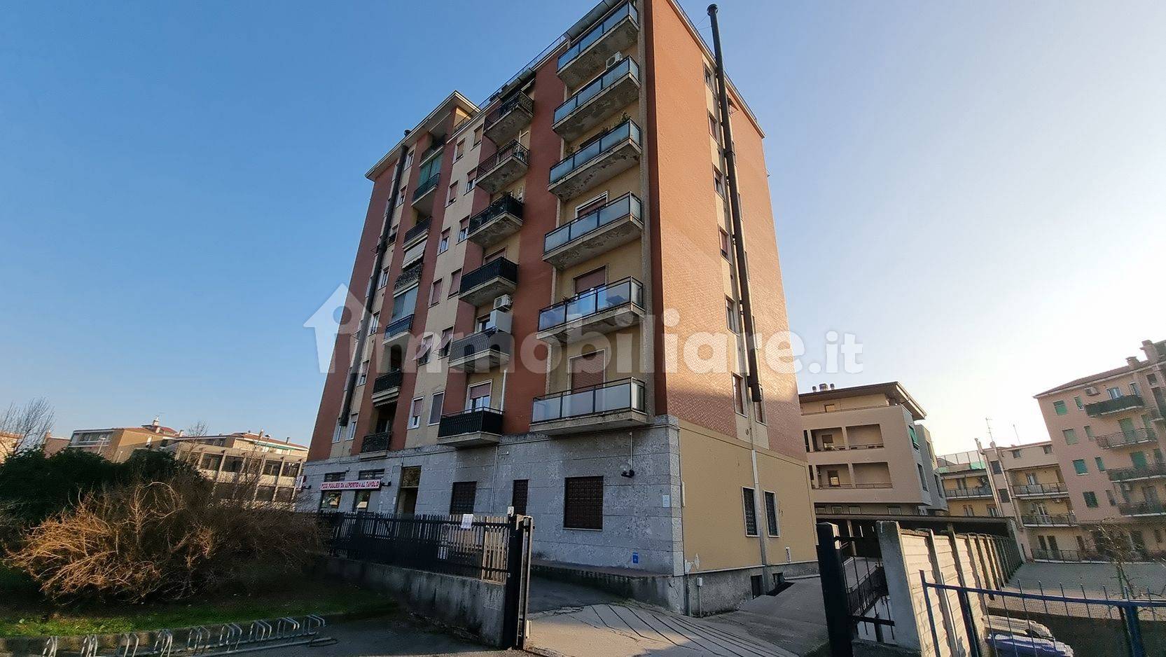 Garage - Box in Vendita