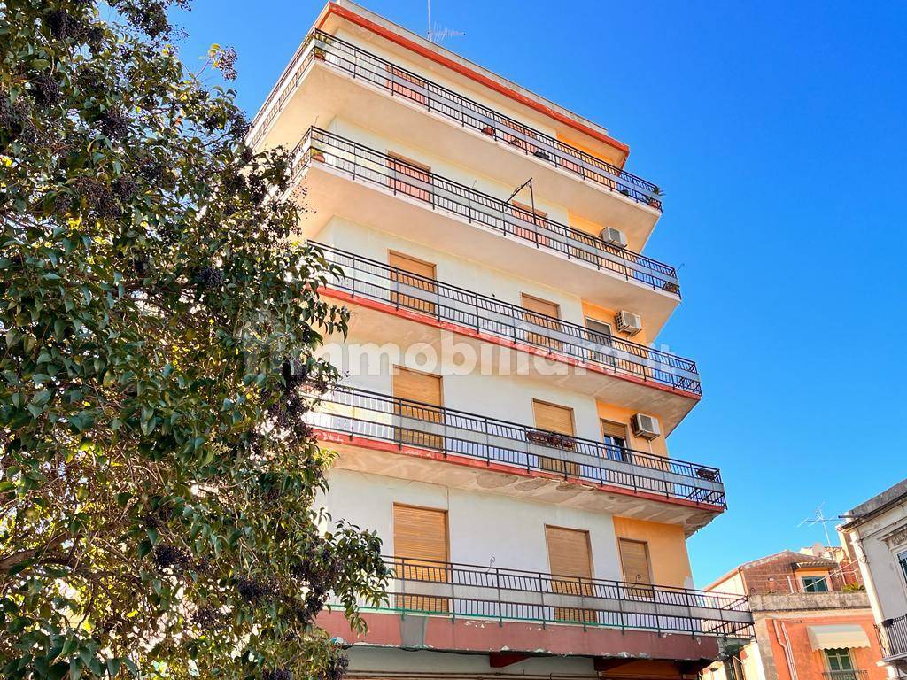 Bilocale via Napoli 62, Centro, Avola