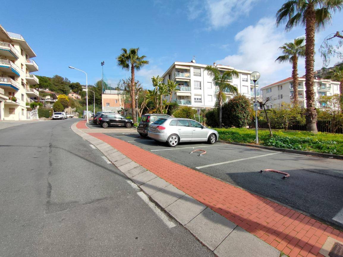 Posto auto - moto in Vendita