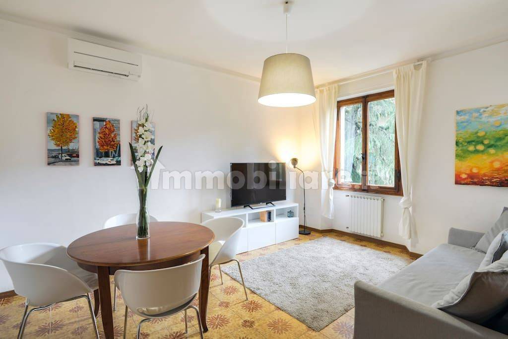 Appartamento buono stato, secondo piano, Novoli, Firenze