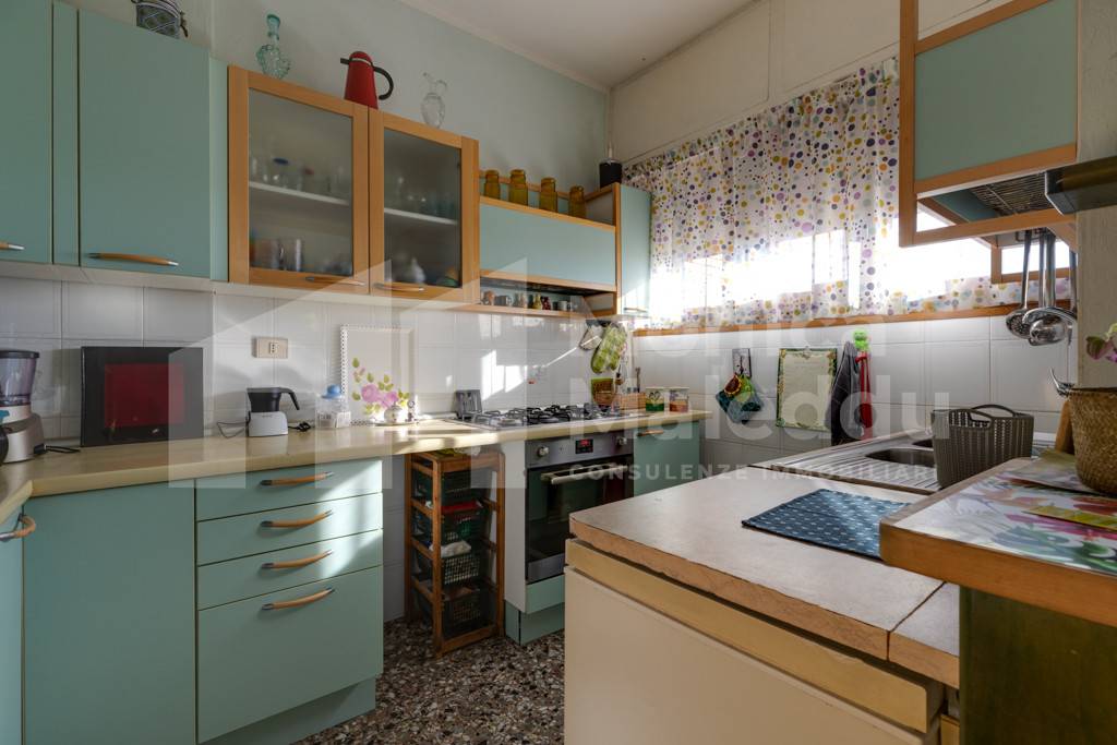 Appartamento via Milis 48, Centro, Oristano