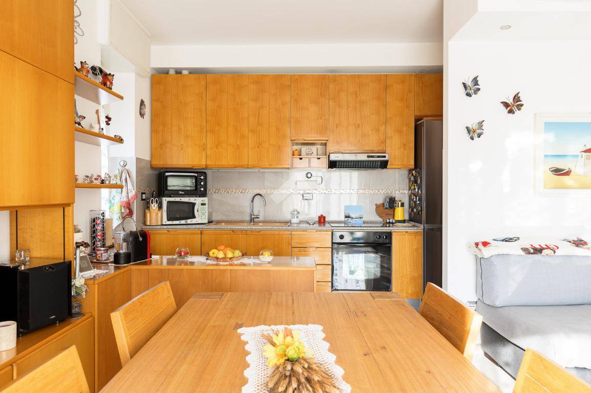 Trilocale via colombo 17, Bovisio-Masciago