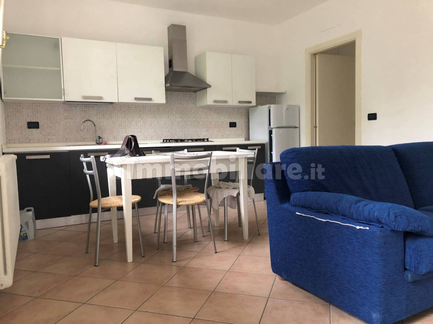 Bilocale buono stato, piano terra, Via Pomposa, Ferrara