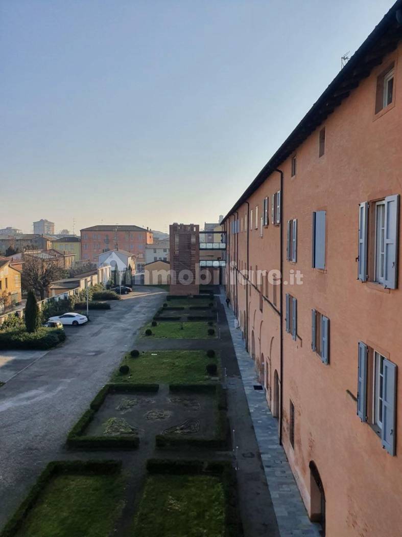 Trilocale 169 m², Centro, Novellara