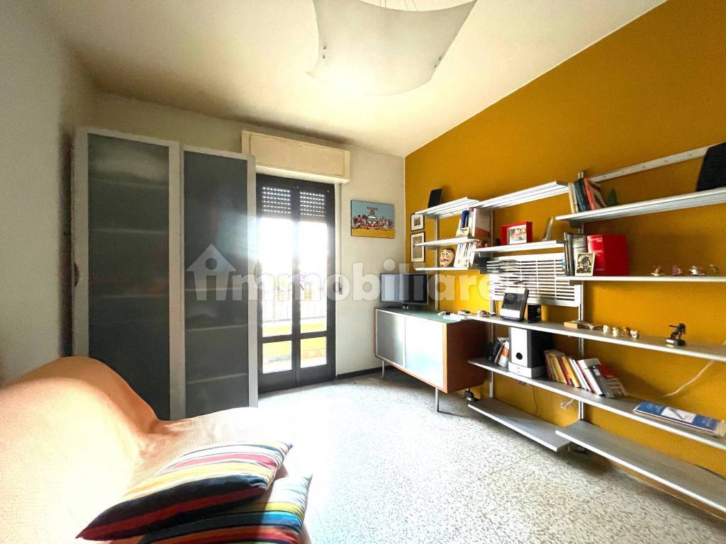 Affitto Appartamento Milano. Monolocale in piazza Insubria. Buono stato ...