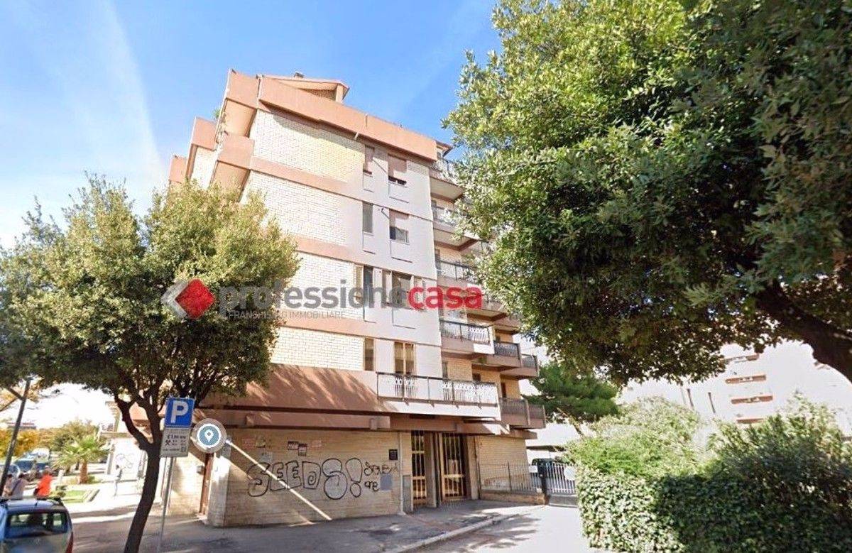 Garage - Box in Vendita