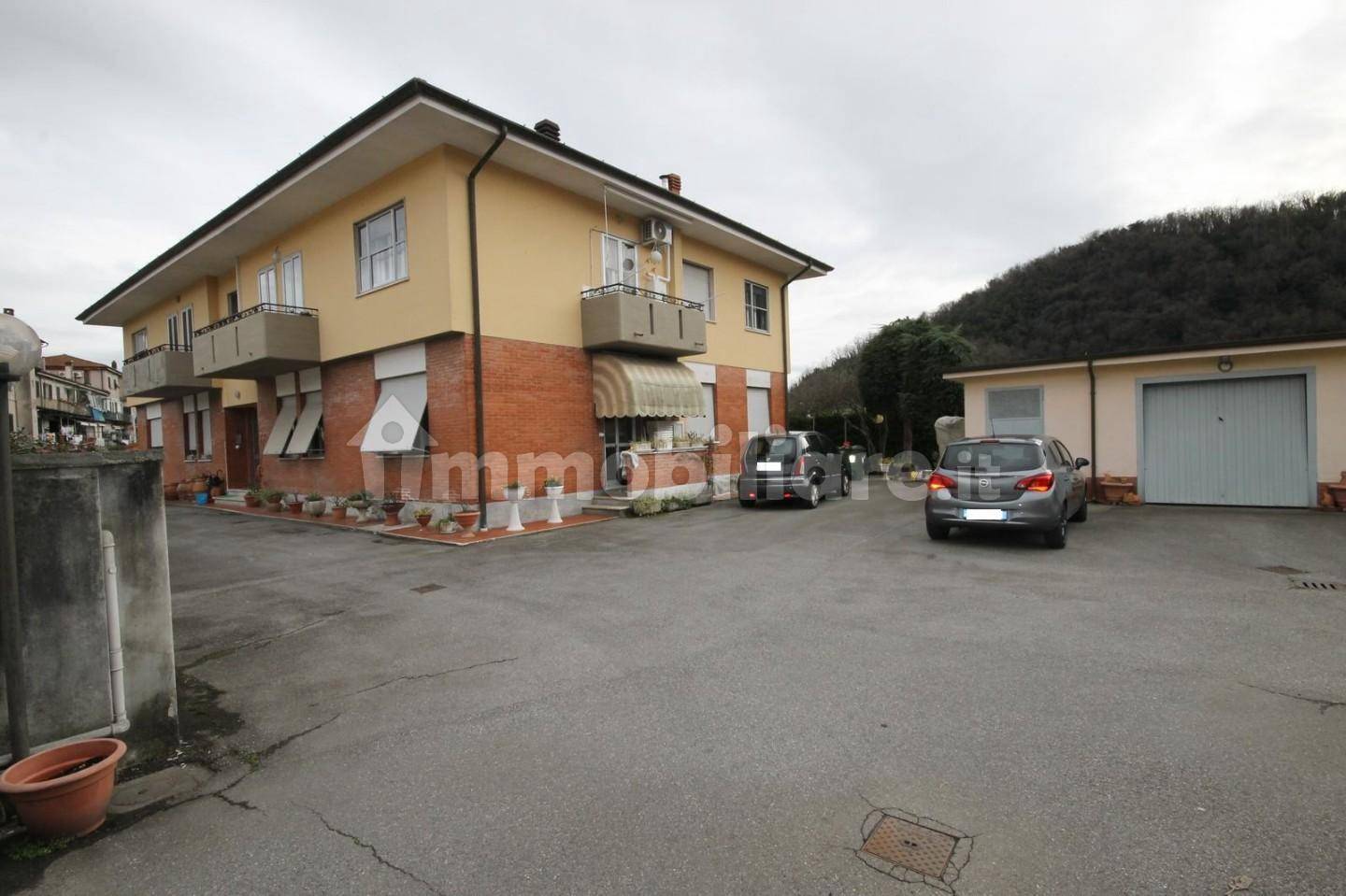 Appartamento via Luigi Vecchiacchi, 47, Ponte a Moriano, Lucca