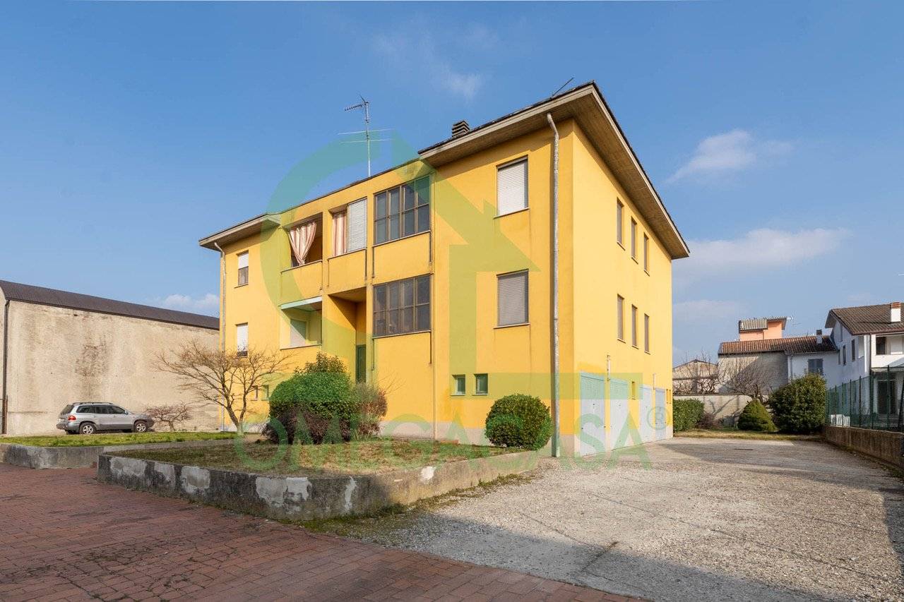 Trilocale vicolo Mezzadri, Centro, Guardamiglio