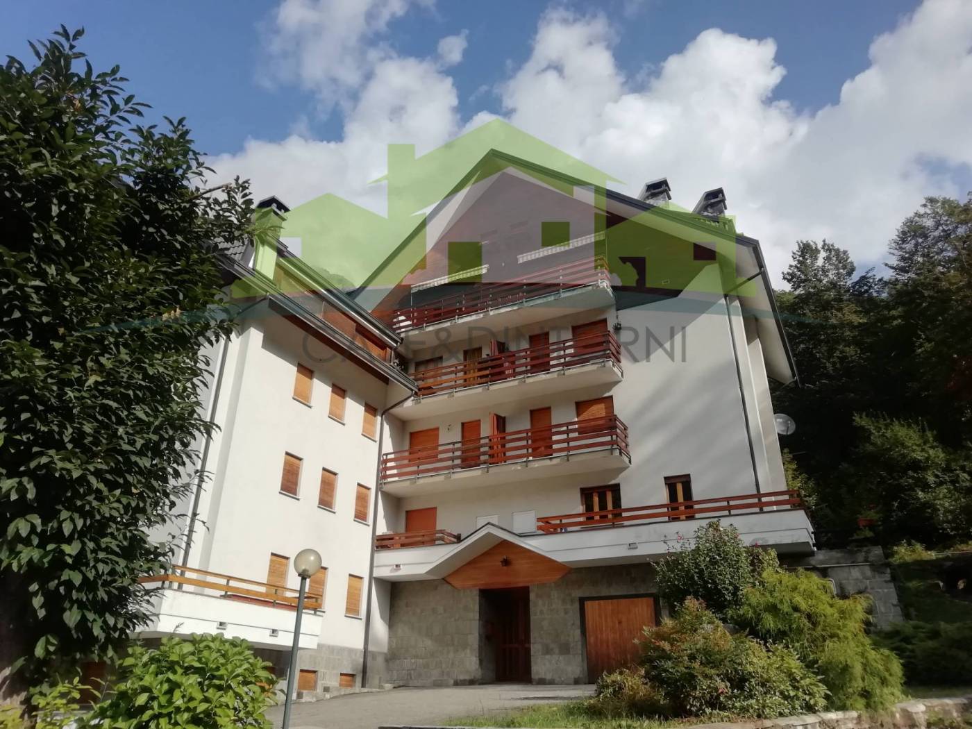 Bilocale buono stato, quarto piano, Pila