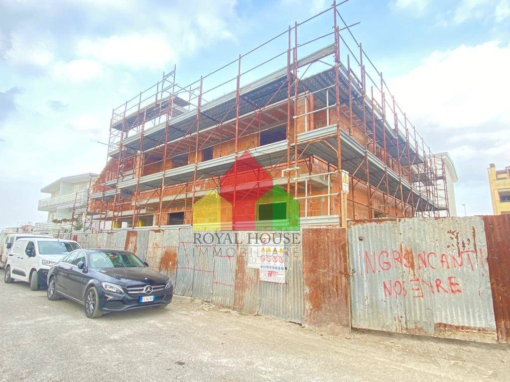 Villa bifamiliare via della Repubblica, Parete