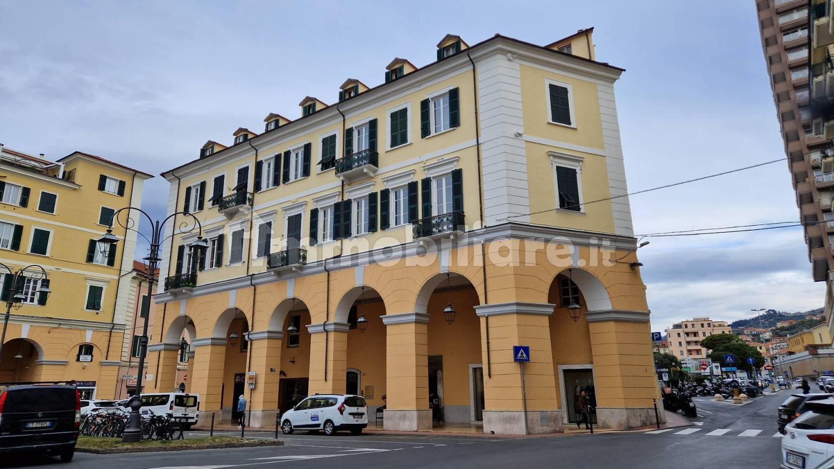 Appartamento piazza Dante Alighieri 19, Oneglia, Imperia