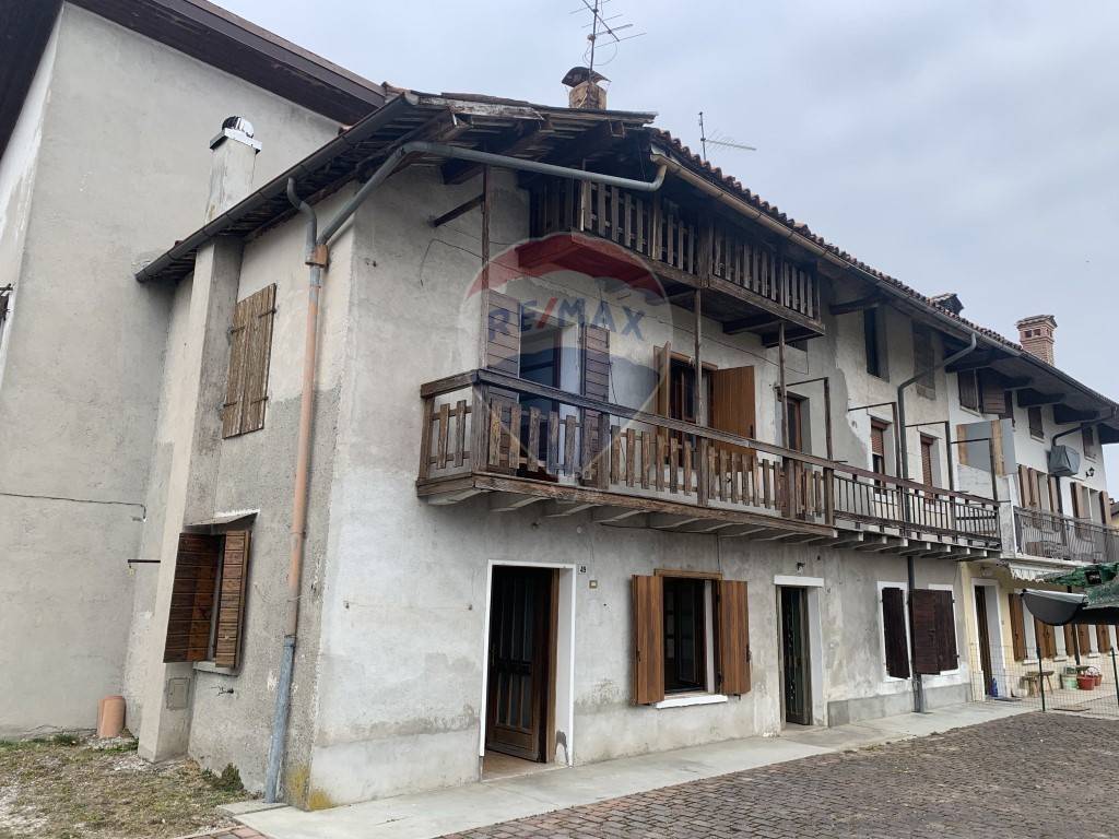 Appartamento via Scuole 47/49, Centro, Feltre