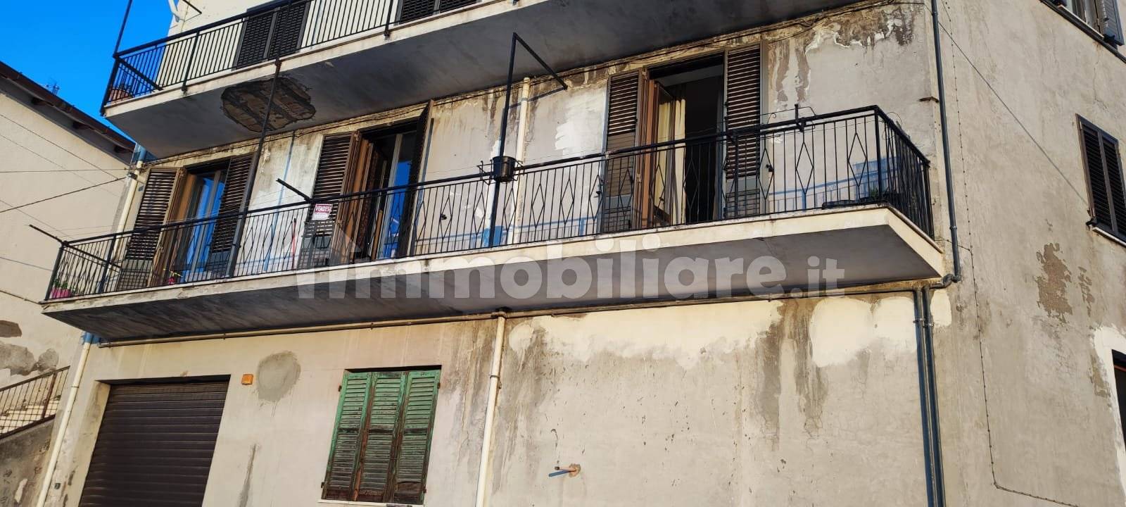 Trilocale via 4 Novembre, Centro, Tollo