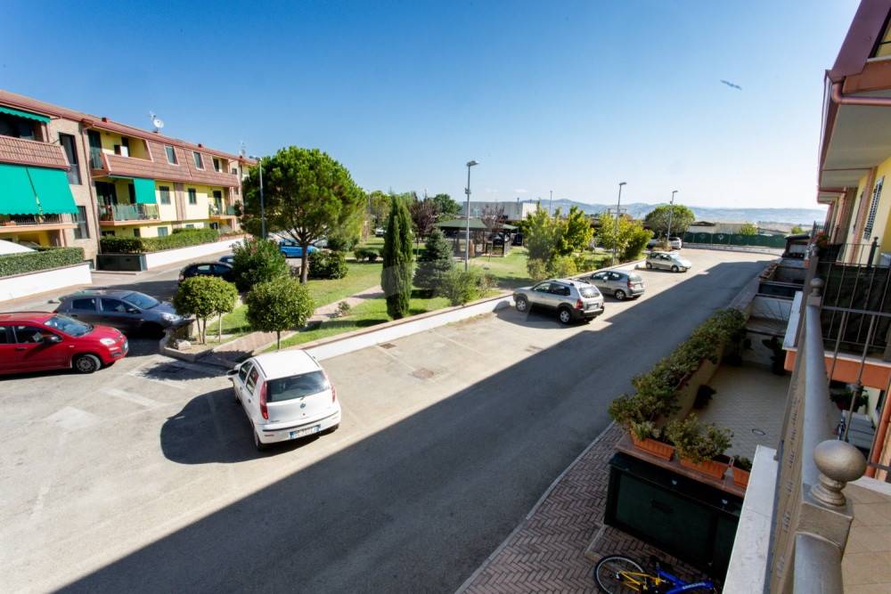 Trilocale via Fornillo, Calvi