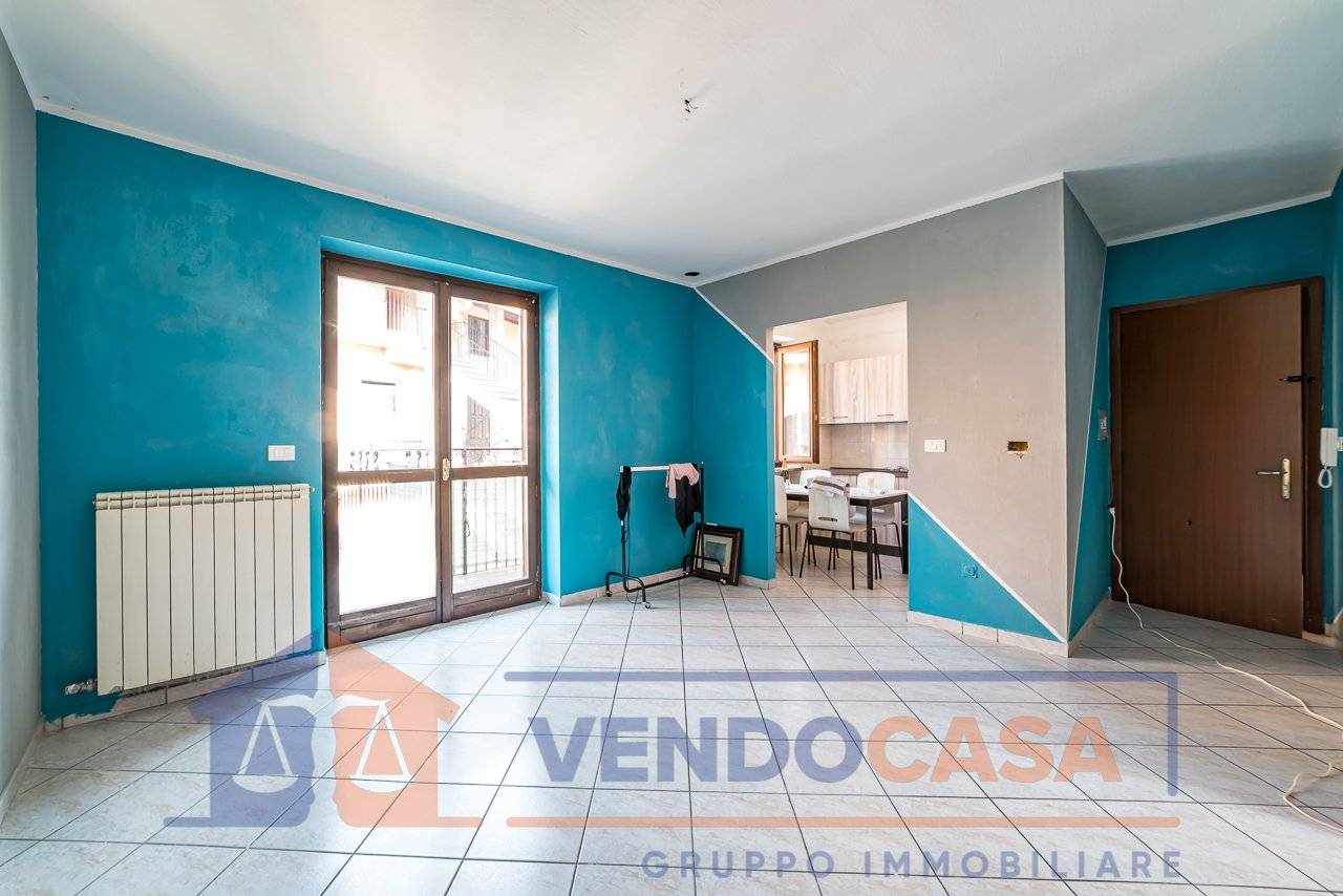 Trilocale via Giuseppe Mazzini 12, Centro, Caraglio