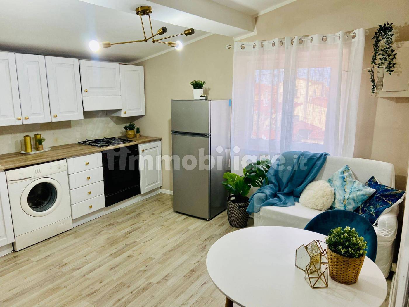 Bilocale ottimo stato, quarto piano, Via Grande - Piazza della Repubblica, Livorno