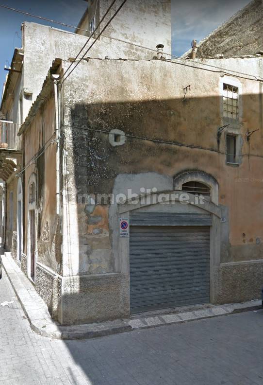 Monolocale via Calabria 40, Centro, Ragusa