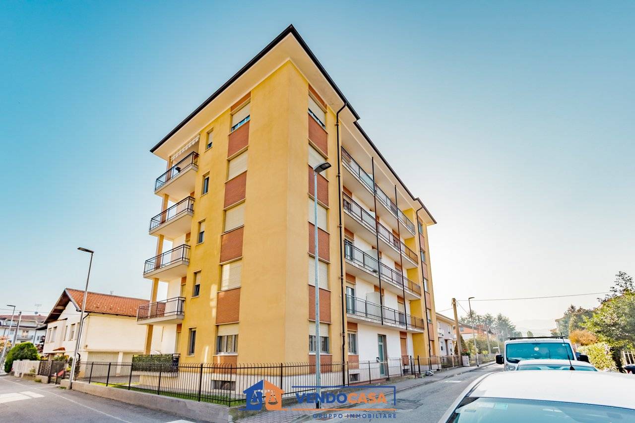 Appartamento corso Giovanni XXIII 17, Centro, Caraglio