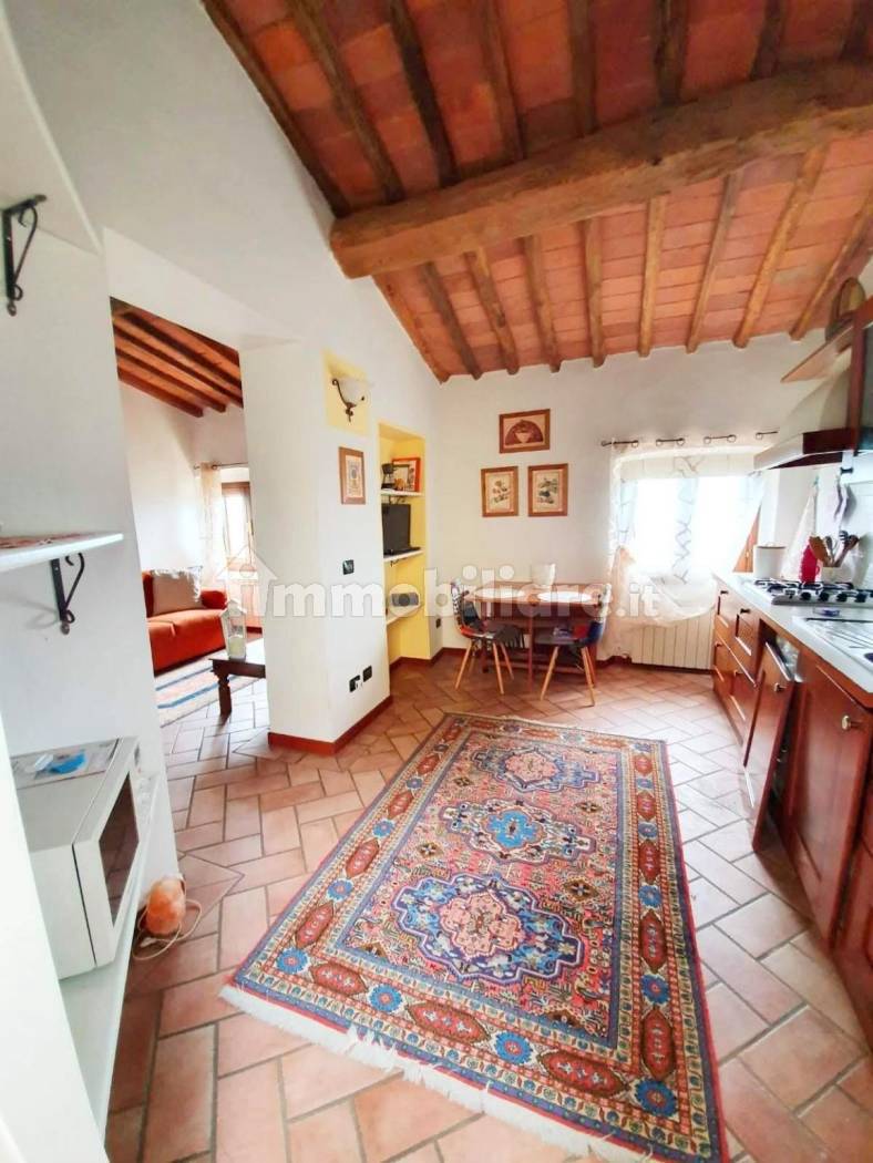 Trilocale via Regina Margherita, Buggiano Castello, Buggiano