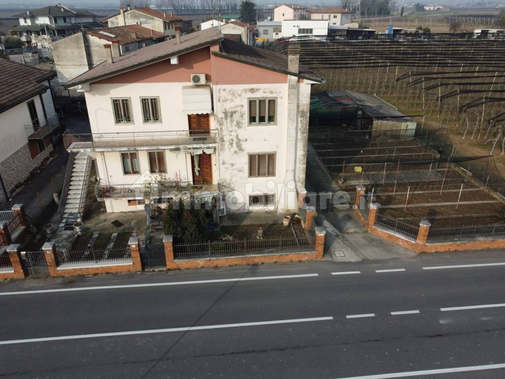 Vendita Appartamento in via Buggia. Belfiore. Buono stato, primo piano ...