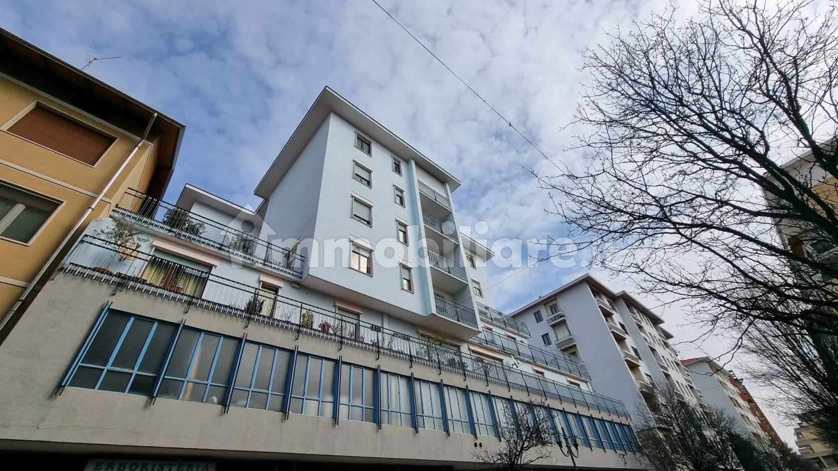 Appartamento via del Mercato 40, Centro, Cossato