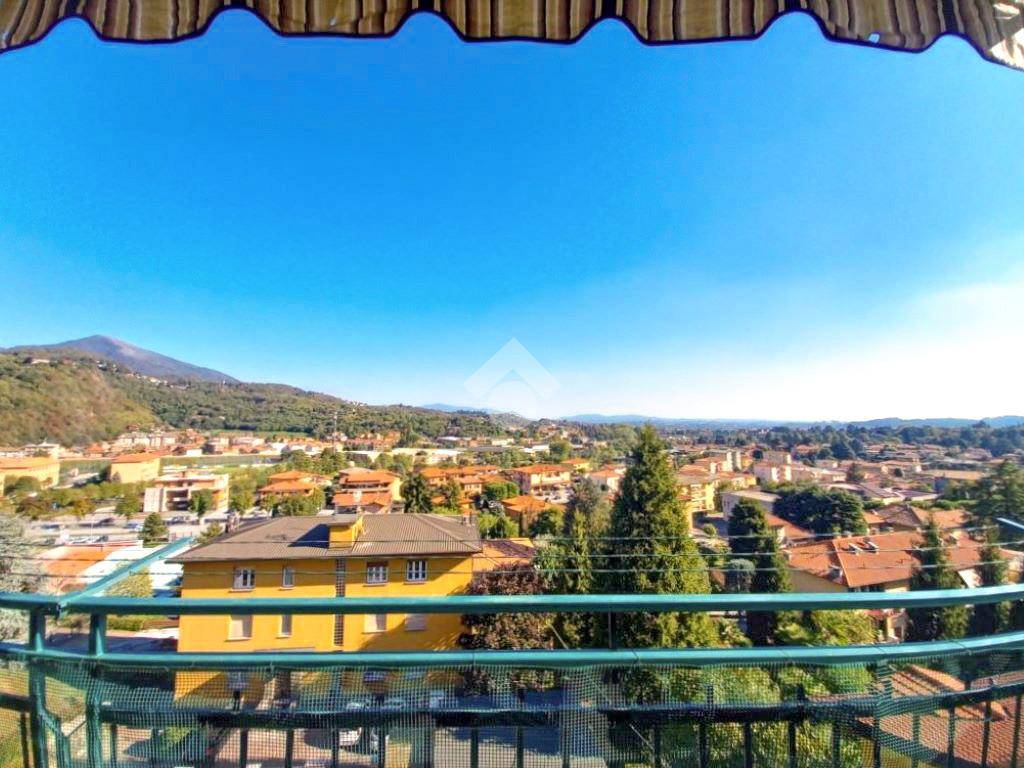 Trilocale via Privata Marconi 13, Centro, Ponte Lambro