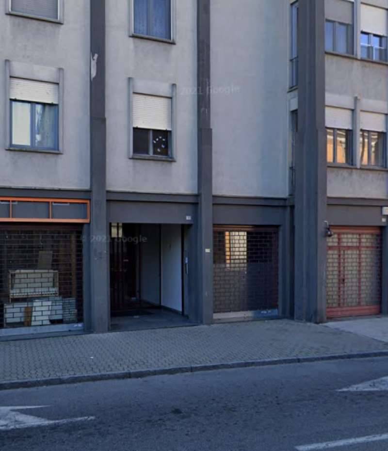 Locale commerciale in Vendita