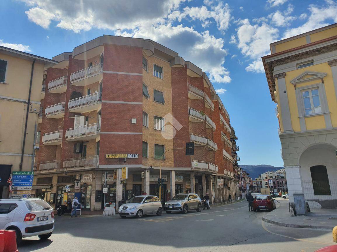 Appartamento via Brigata Partigiana Ugo Muccini 3, Centro, Sarzana