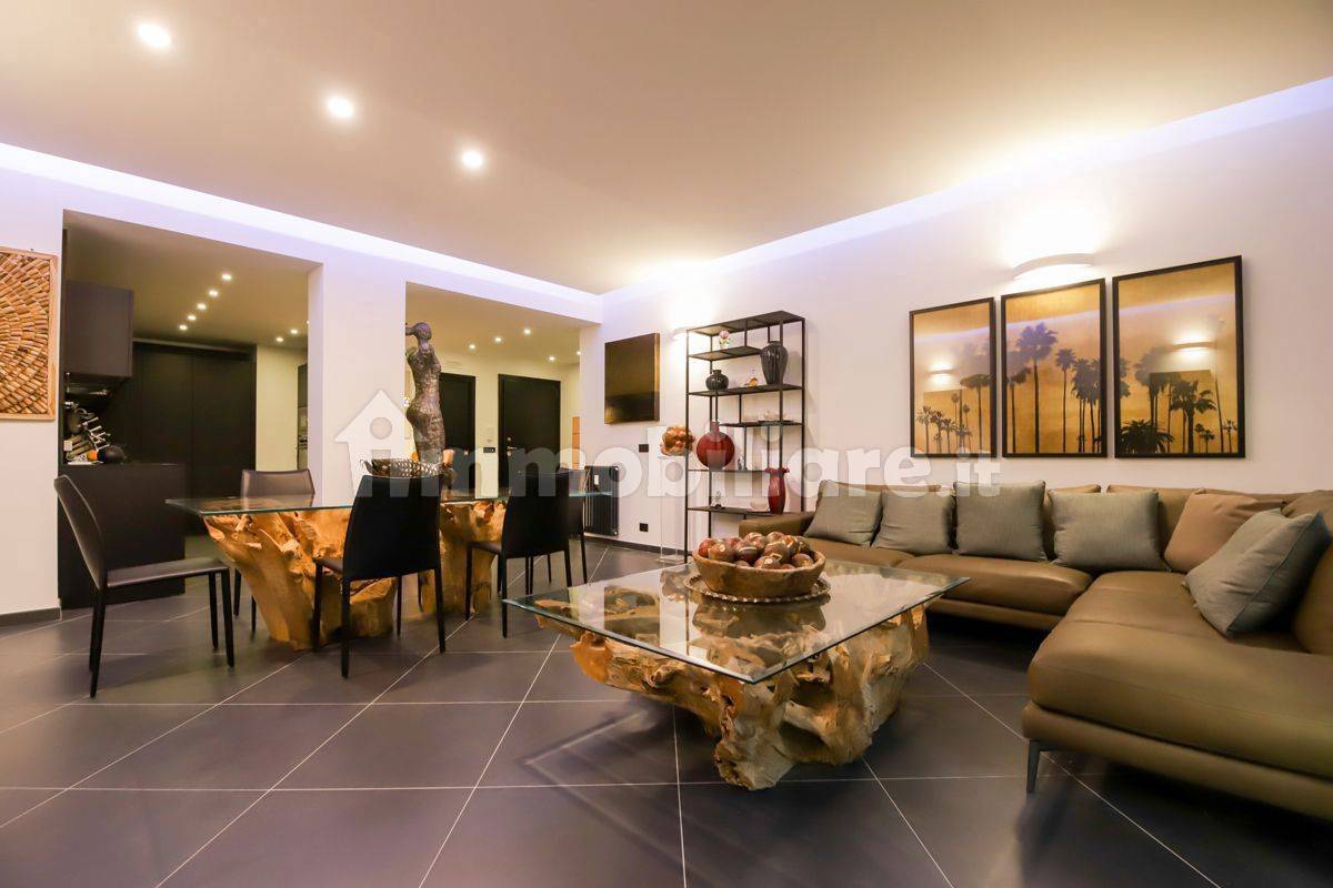 Trilocale via Galimberti 7, Carignano, Genova