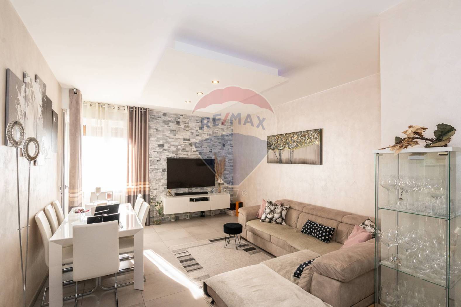 Trilocale via Rossini 1, Ponte Taro, Fontevivo